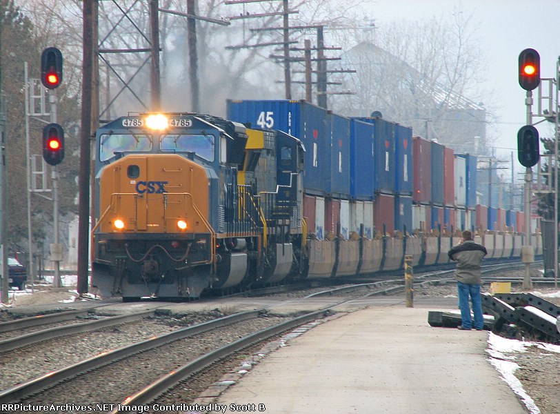 CSX 4785 Q156